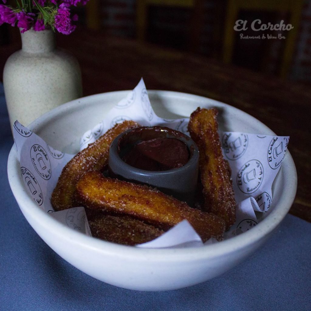 El Corcho Wine Bar | Es un lugar acogedor donde puedes disfrutar de ...